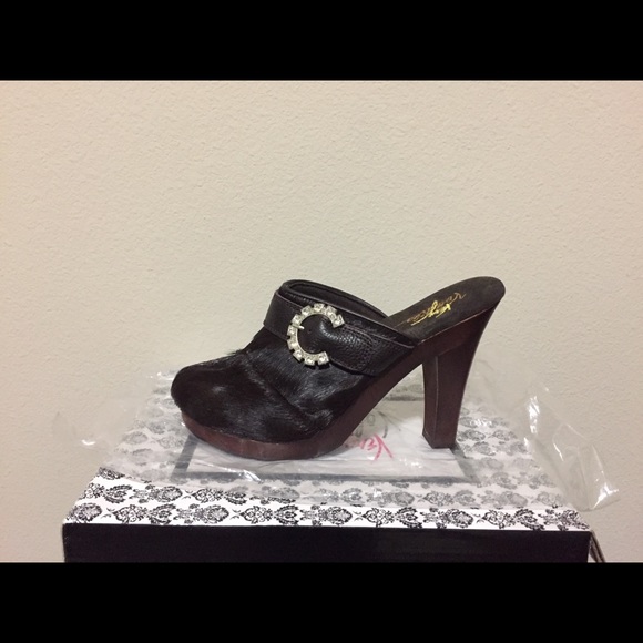 Volatile | Shoes | Brown Volatile Clogs Size 7 | Poshmark